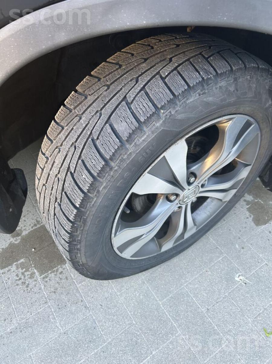 Melns Honda CR-V 2014 Rīga, ar dzinēja tilpumu 1.60 L un nobraukumu 350 tūkst. km par 8900 €, foto 26 vietnē AUTOMOTO.COM.LV