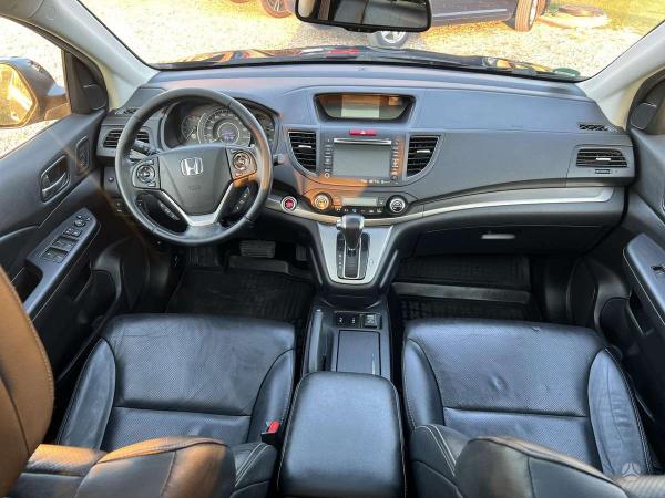 Melns Honda CR-V 2014 Viļņa, ar dzinēja tilpumu 2.20 L un nobraukumu 357 tūkst. km par 10200 €, foto 8 vietnē AUTOMOTO.COM.LV