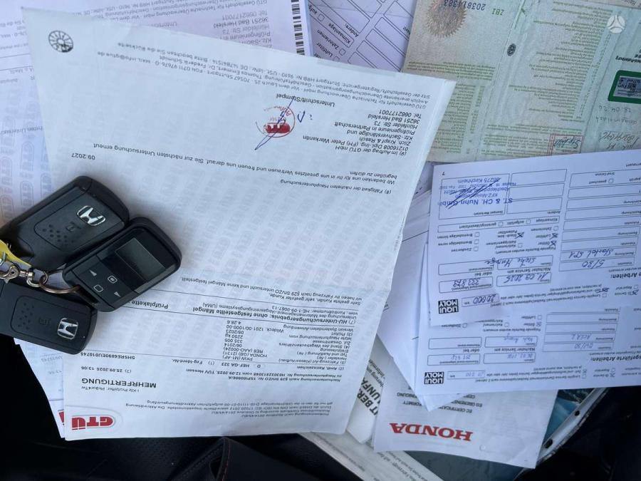 Черный Хонда СРВ 2014 в Вильнюс, объемом двигателя 2.20 л и пробегом 357 тыс. км за 10200 €, фото 27 на AUTOMOTO.COM.LV