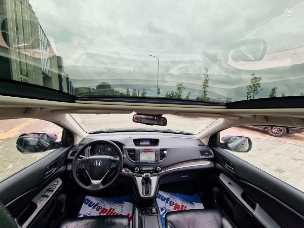 Black Honda CR-V 2014 in Vilnius, with an engine capacity of 2.20 L and mileage of 270 thousand km for 11999 €, photo 10 on AUTOMOTO.COM.LV