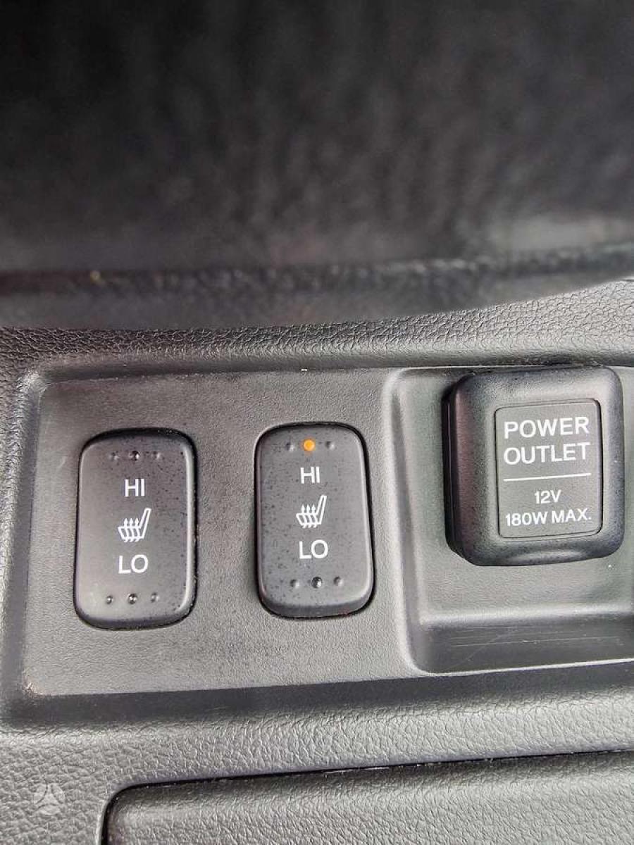 Black Honda CR-V 2014 in Vilnius, with an engine capacity of 2.20 L and mileage of 270 thousand km for 11999 €, photo 23 on AUTOMOTO.COM.LV