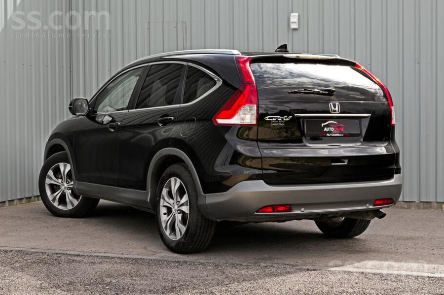 Melns Honda CR-V 2014 Ogre, ar dzinēja tilpumu 2.20 L un nobraukumu 173 tūkst. km par 13500 €, foto 4 vietnē AUTOMOTO.COM.LV