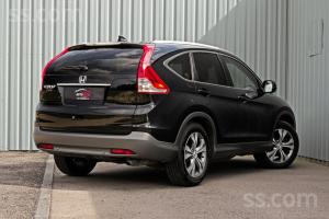 Melns Honda CR-V 2014 Ogre, ar dzinēja tilpumu 2.20 L un nobraukumu 173 tūkst. km par 13500 €, foto 5 vietnē AUTOMOTO.COM.LV