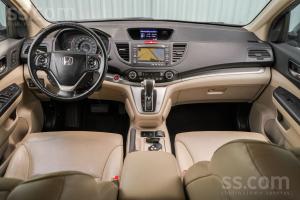 Melns Honda CR-V 2014 Ogre, ar dzinēja tilpumu 2.20 L un nobraukumu 173 tūkst. km par 13500 €, foto 12 vietnē AUTOMOTO.COM.LV