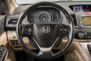 Melns Honda CR-V 2014 Ogre, ar dzinēja tilpumu 2.20 L un nobraukumu 173 tūkst. km par 13500 €, foto 13 vietnē AUTOMOTO.COM.LV