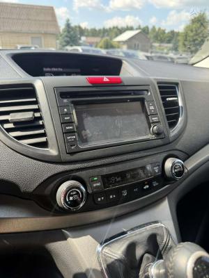 Melns Honda CR-V 2014 Utena, ar dzinēja tilpumu 1.60 L un nobraukumu 280 tūkst. km par 6590 €, foto 10 vietnē AUTOMOTO.COM.LV