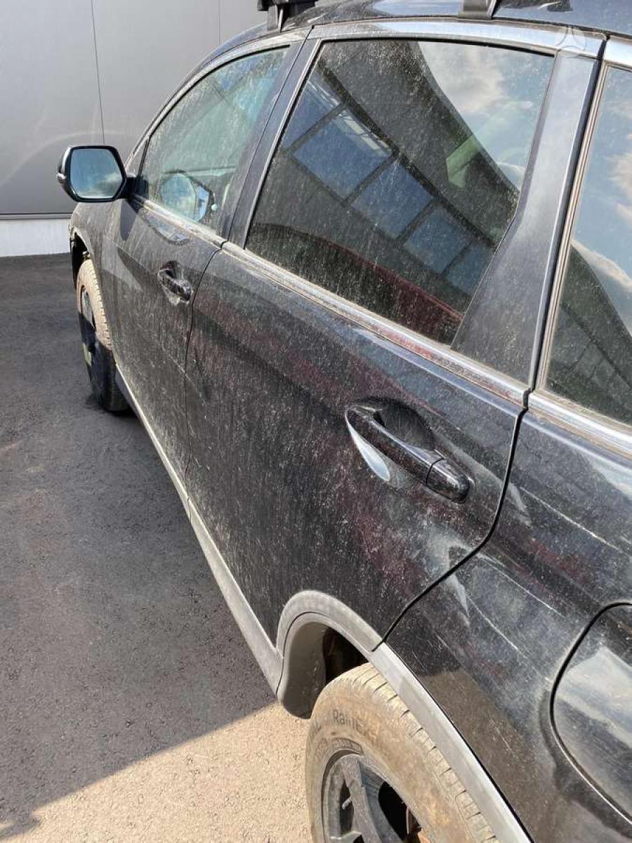 Melns Honda CR-V 2014 Alīta, ar dzinēja tilpumu 1.60 L un nobraukumu 220 tūkst. km par 5950 €, foto 6 vietnē AUTOMOTO.COM.LV