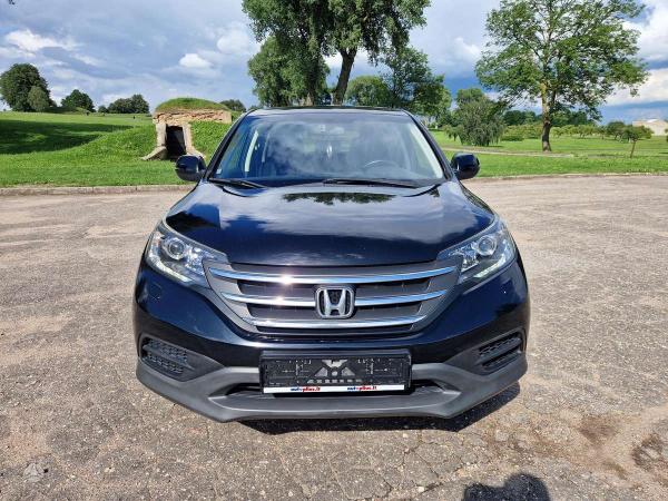 Black Honda CR-V 2014 in Kaunas, with an engine capacity of 2.20 L and mileage of 255 thousand km for 8500 €, photo 2 on AUTOMOTO.COM.LV