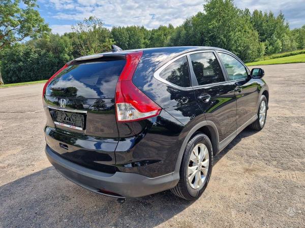 Black Honda CR-V 2014 in Kaunas, with an engine capacity of 2.20 L and mileage of 255 thousand km for 8500 €, photo 5 on AUTOMOTO.COM.LV