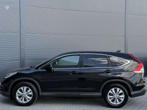 Black Honda CR-V 2014 in Siauliai, with an engine capacity of 2.20 L and mileage of 225 thousand km for 11999 €, photo 6 on AUTOMOTO.COM.LV