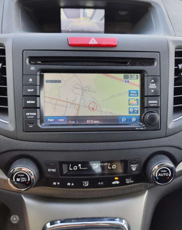 Black Honda CR-V 2014 in Kaunas, with an engine capacity of 1.60 L and mileage of 216 thousand km for 6900 €, photo 8 on AUTOMOTO.COM.LV