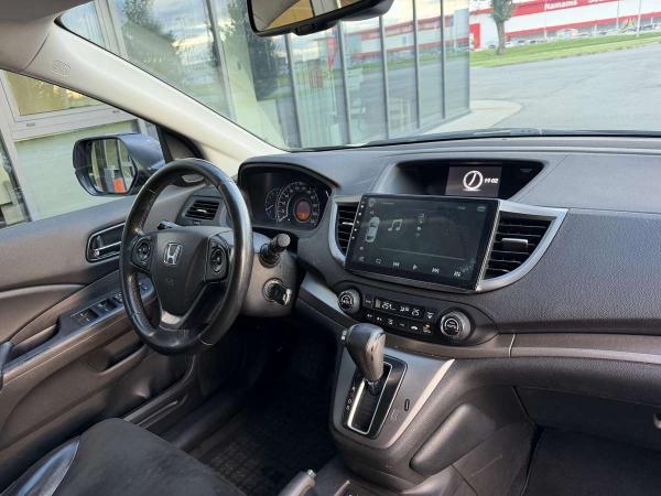 Black Honda CR-V 2014 in Kaunas, with an engine capacity of 2.20 L and mileage of 301 thousand km for 7800 €, photo 11 on AUTOMOTO.COM.LV