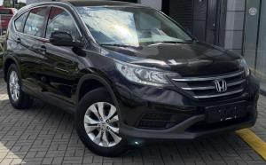 Black Honda CR-V 2014 in Vilnius, with an engine capacity of 1.60 L and mileage of 114 thousand km for 12999 €, photo 10 on AUTOMOTO.COM.LV