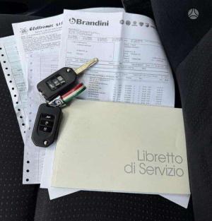 Black Honda CR-V 2014 in Vilnius, with an engine capacity of 1.60 L and mileage of 114 thousand km for 12999 €, photo 19 on AUTOMOTO.COM.LV