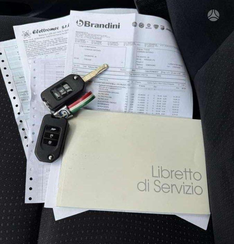 Black Honda CR-V 2014 in Vilnius, with an engine capacity of 1.60 L and mileage of 114 thousand km for 12999 €, photo 19 on AUTOMOTO.COM.LV