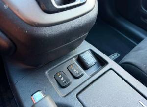 Black Honda CR-V 2014 in Vilnius, with an engine capacity of 2.20 L and mileage of 311 thousand km for 7400 €, photo 18 on AUTOMOTO.COM.LV