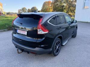 Black Honda CR-V 2014 in Ukmerge, with an engine capacity of 2.20 L and mileage of 345 thousand km for 7000 €, photo 3 on AUTOMOTO.COM.LV