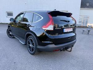 Black Honda CR-V 2014 in Ukmerge, with an engine capacity of 2.20 L and mileage of 345 thousand km for 7000 €, photo 5 on AUTOMOTO.COM.LV