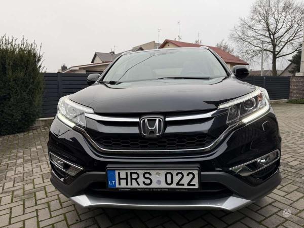 Melns Honda CR-V 2015 Kauņa, ar dzinēja tilpumu 2.00 L un nobraukumu 160 tūkst. km par 17950 €, foto 2 vietnē AUTOMOTO.COM.LV