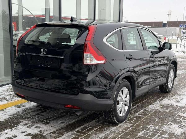 Melns Honda CR-V 2015 Viļņa, ar dzinēja tilpumu 1.60 L un nobraukumu 188 tūkst. km par 11555 €, foto 5 vietnē AUTOMOTO.COM.LV