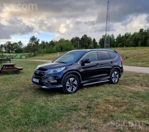 Black Honda CR-V 2015 in Riga, with an engine capacity of 2.00 L and mileage of 135 thousand km for 14700 €, photo  on AUTOMOTO.COM.LV