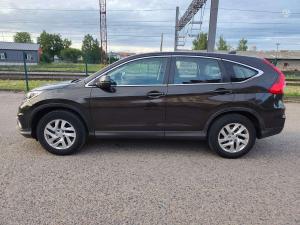 Melns Honda CR-V 2015 Šauļi, ar dzinēja tilpumu 1.60 L un nobraukumu 136 tūkst. km par 13500 €, foto 9 vietnē AUTOMOTO.COM.LV