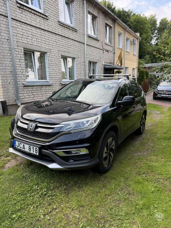 Melns Honda CR-V 2015 Viļņa, ar dzinēja tilpumu 2.00 L un nobraukumu 200 tūkst. km par 14499 €, foto 3 vietnē AUTOMOTO.COM.LV