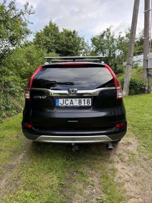 Melns Honda CR-V 2015 Viļņa, ar dzinēja tilpumu 2.00 L un nobraukumu 200 tūkst. km par 14499 €, foto 7 vietnē AUTOMOTO.COM.LV