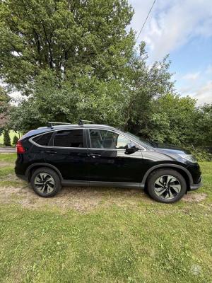 Melns Honda CR-V 2015 Viļņa, ar dzinēja tilpumu 2.00 L un nobraukumu 200 tūkst. km par 14499 €, foto 9 vietnē AUTOMOTO.COM.LV