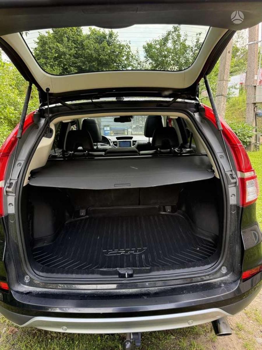 Melns Honda CR-V 2015 Viļņa, ar dzinēja tilpumu 2.00 L un nobraukumu 200 tūkst. km par 14499 €, foto 23 vietnē AUTOMOTO.COM.LV