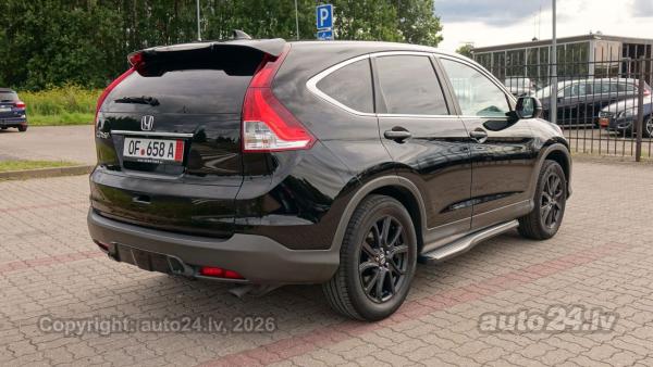 Melns Honda CR-V 2015 Tartu, ar dzinēja tilpumu 1.60 L un nobraukumu 136 tūkst. km par 13990 €, foto 4 vietnē AUTOMOTO.COM.LV