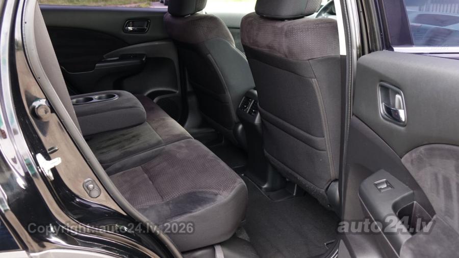 Black Honda CR-V 2015 in Tartu, with an engine capacity of 1.60 L and mileage of 136 thousand km for 13990 €, photo 9 on AUTOMOTO.COM.LV