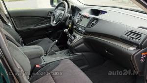 Black Honda CR-V 2015 in Tartu, with an engine capacity of 1.60 L and mileage of 136 thousand km for 13990 €, photo 13 on AUTOMOTO.COM.LV