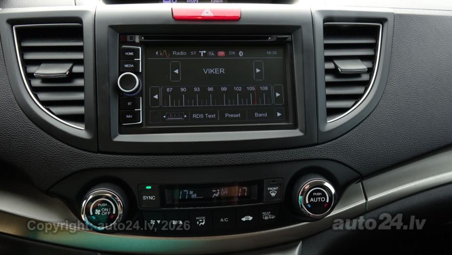 Black Honda CR-V 2015 in Tartu, with an engine capacity of 1.60 L and mileage of 136 thousand km for 13990 €, photo 18 on AUTOMOTO.COM.LV