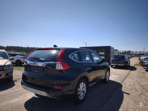 Black Honda CR-V 2015 in Vilnius, with an engine capacity of 2.00 L and mileage of 177 thousand km for 14650 €, photo 5 on AUTOMOTO.COM.LV