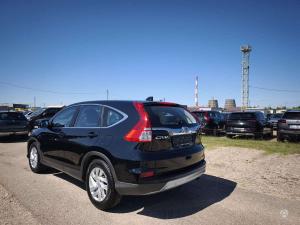 Black Honda CR-V 2015 in Vilnius, with an engine capacity of 2.00 L and mileage of 177 thousand km for 14650 €, photo 7 on AUTOMOTO.COM.LV