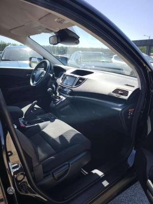 Black Honda CR-V 2015 in Vilnius, with an engine capacity of 2.00 L and mileage of 177 thousand km for 14650 €, photo 10 on AUTOMOTO.COM.LV
