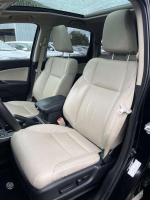 Black Honda CR-V 2015 in Utena, with an engine capacity of 1.60 L and mileage of 248 thousand km for 10900 €, photo 66 on AUTOMOTO.COM.LV