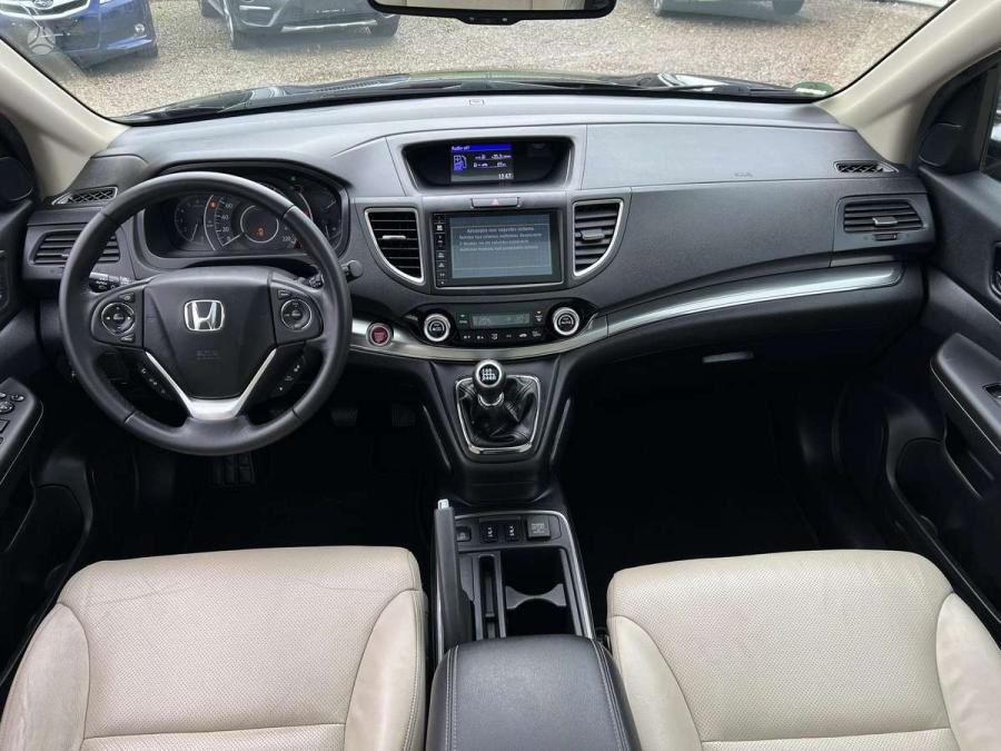 Black Honda CR-V 2015 in Utena, with an engine capacity of 1.60 L and mileage of 248 thousand km for 10900 €, photo 72 on AUTOMOTO.COM.LV
