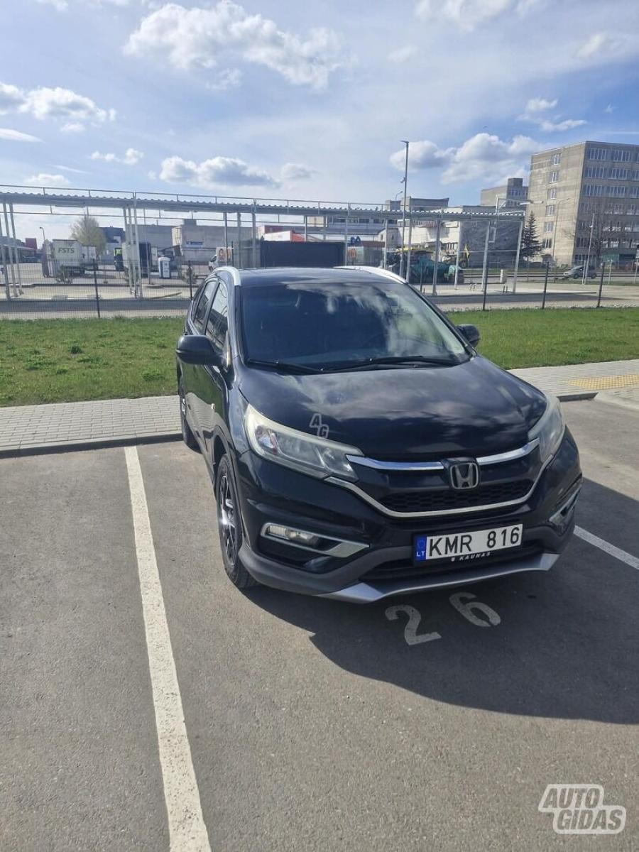 Melns Honda CR-V 2016 Kauņa, ar dzinēja tilpumu 2.40 L un nobraukumu 110 tūkst. km par 12000 €, foto 9 vietnē AUTOMOTO.COM.LV