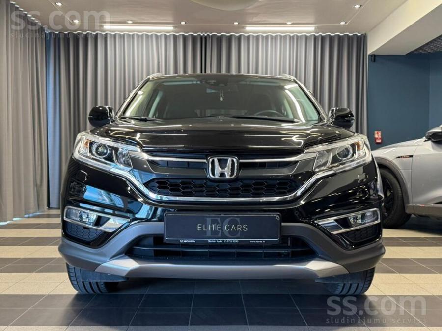Melns Honda CR-V 2016 Rīga, ar dzinēja tilpumu 2.00 L un nobraukumu 134 tūkst. km par 17190 €, foto 4 vietnē AUTOMOTO.COM.LV