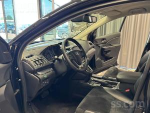 Melns Honda CR-V 2016 Rīga, ar dzinēja tilpumu 2.00 L un nobraukumu 134 tūkst. km par 17190 €, foto 9 vietnē AUTOMOTO.COM.LV