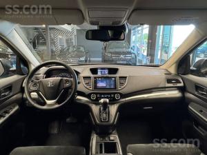 Melns Honda CR-V 2016 Rīga, ar dzinēja tilpumu 2.00 L un nobraukumu 134 tūkst. km par 17190 €, foto 10 vietnē AUTOMOTO.COM.LV