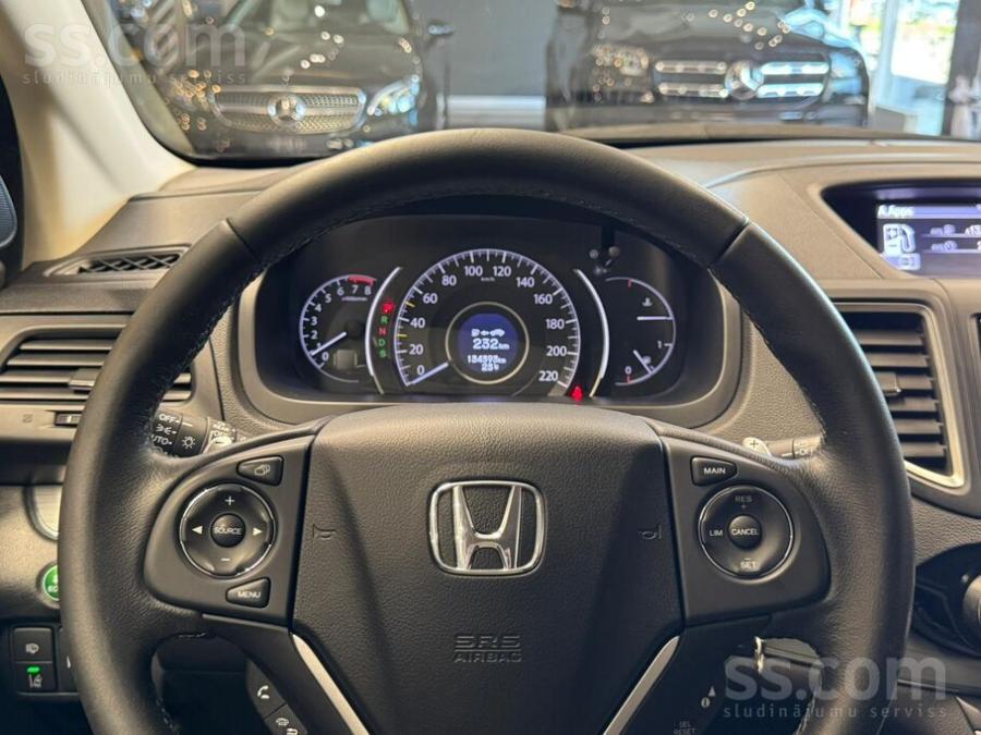 Melns Honda CR-V 2016 Rīga, ar dzinēja tilpumu 2.00 L un nobraukumu 134 tūkst. km par 17190 €, foto 11 vietnē AUTOMOTO.COM.LV