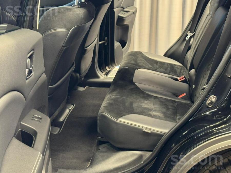 Melns Honda CR-V 2016 Rīga, ar dzinēja tilpumu 2.00 L un nobraukumu 134 tūkst. km par 17190 €, foto 17 vietnē AUTOMOTO.COM.LV