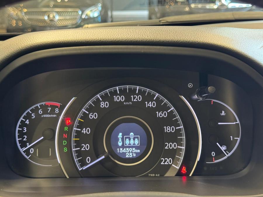 Black Honda CR-V 2016 in Riga, with an engine capacity of 2.00 L and mileage of 134 thousand km for 15500 €, photo 11 on AUTOMOTO.COM.LV