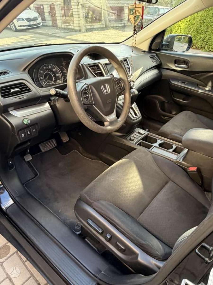 Melns Honda CR-V 2016 Kauņa, ar dzinēja tilpumu 2.40 L un nobraukumu 200 tūkst. km par 10400 €, foto 7 vietnē AUTOMOTO.COM.LV