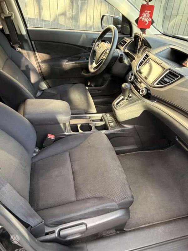 Melns Honda CR-V 2016 Kauņa, ar dzinēja tilpumu 2.40 L un nobraukumu 200 tūkst. km par 10400 €, foto 9 vietnē AUTOMOTO.COM.LV