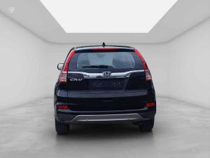 Melns Honda CR-V 2016 Viļņa, ar dzinēja tilpumu 1.60 L un nobraukumu 153 tūkst. km par 13700 €, foto 9 vietnē AUTOMOTO.COM.LV
