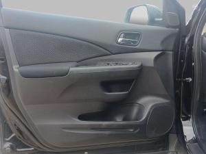 Melns Honda CR-V 2016 Viļņa, ar dzinēja tilpumu 1.60 L un nobraukumu 153 tūkst. km par 13700 €, foto 18 vietnē AUTOMOTO.COM.LV